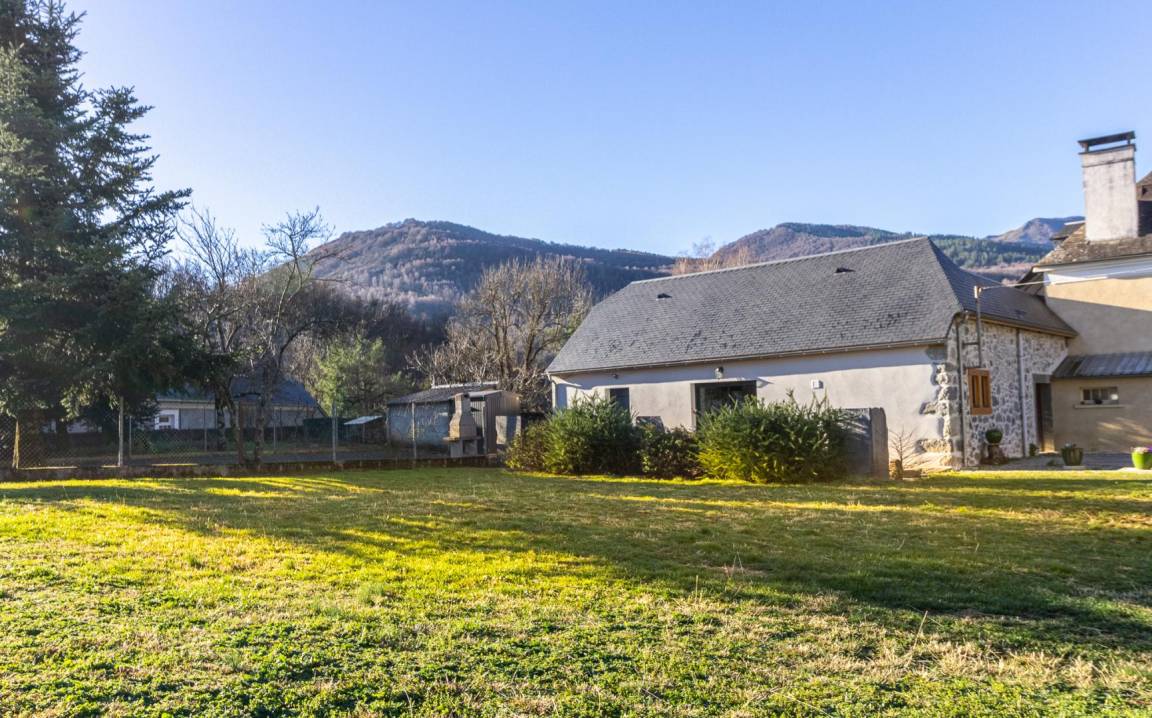 62 M² Mökki ∙ 2 Makuuhuonetta ∙ 3 Vierasta - Argelès-Gazost