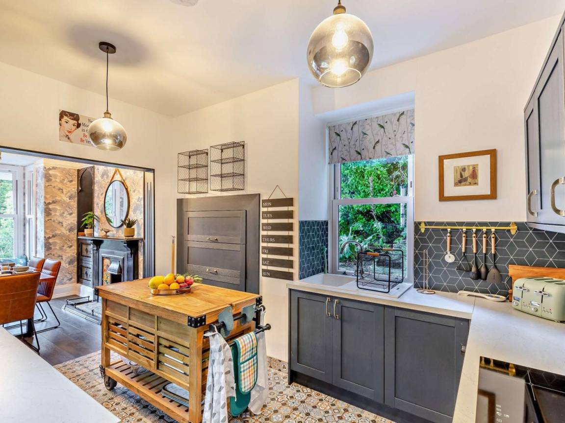 Cottage ∙ 4 Bedrooms ∙ 8 Guests - Ilfracombe