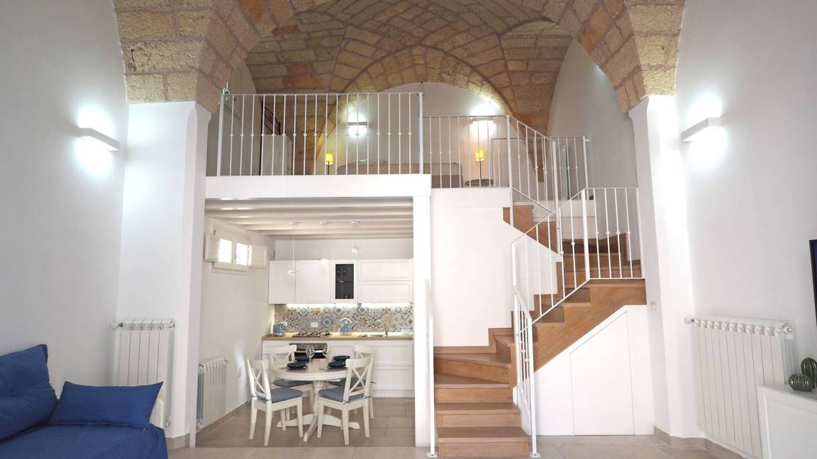 50 M² Huis ∙ 1 Slaapkamer ∙ 4 Gasten - Parabita