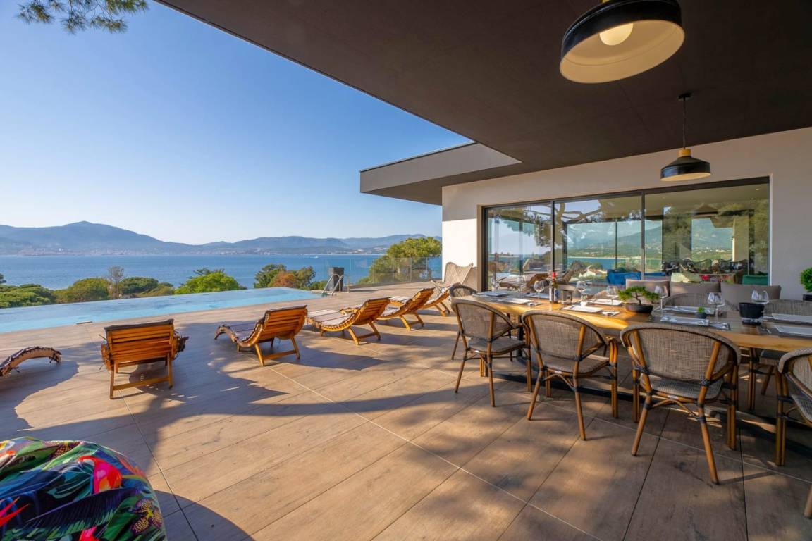 430 M² Villa ∙ 7 Camere Da Letto ∙ 16 Ospiti - Ajaccio