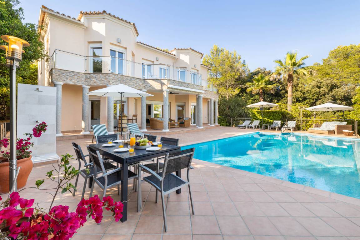306 M² Villa ∙ 4 Chambres ∙ 8 Personnes - Muro