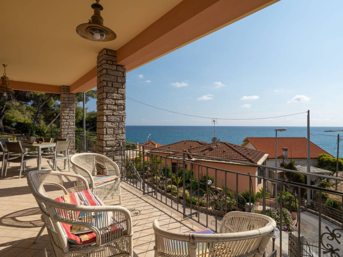 167 M² Maison De Vacances ∙ 2 Chambres ∙ 9 Personnes - Sanremo