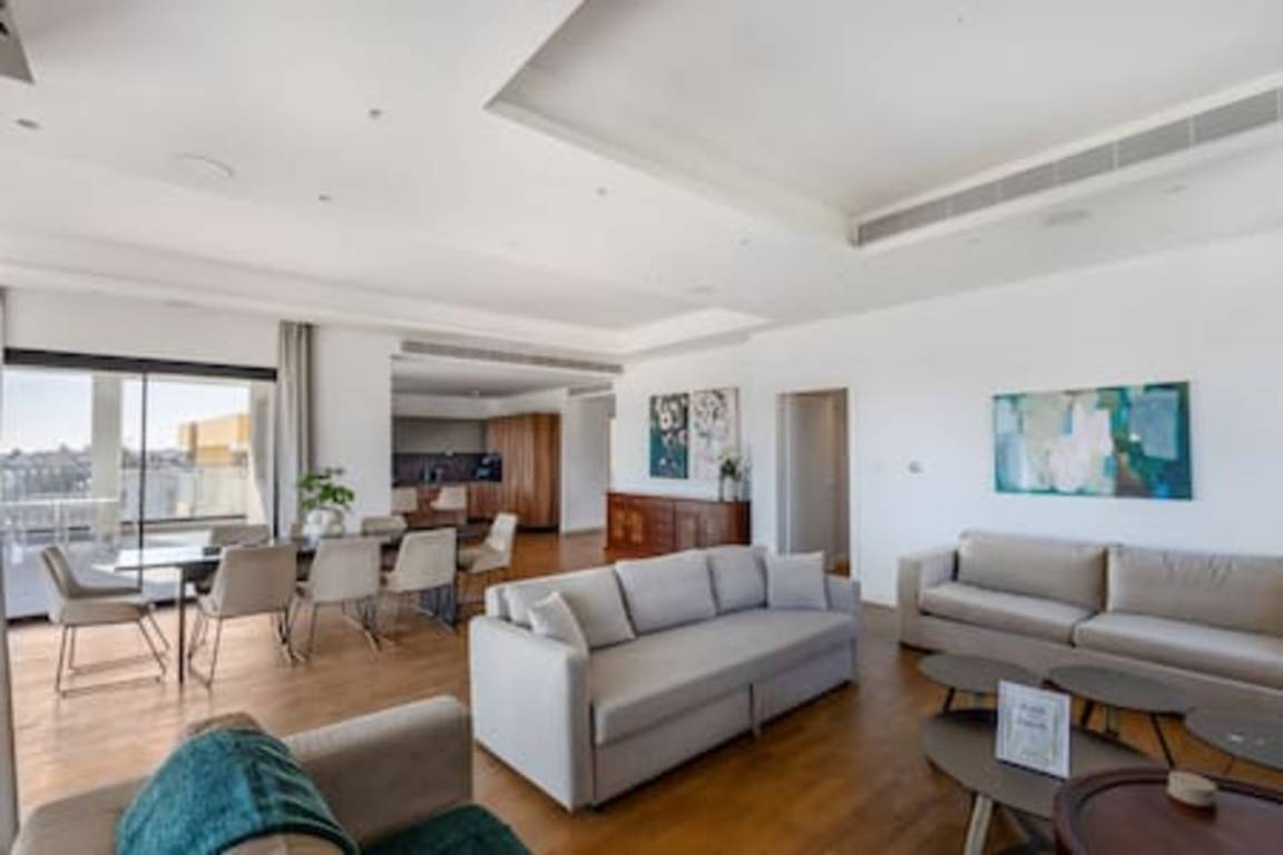 195 M² Apartamento ∙ 4 Quartos ∙ 10 Hóspedes - Limassol