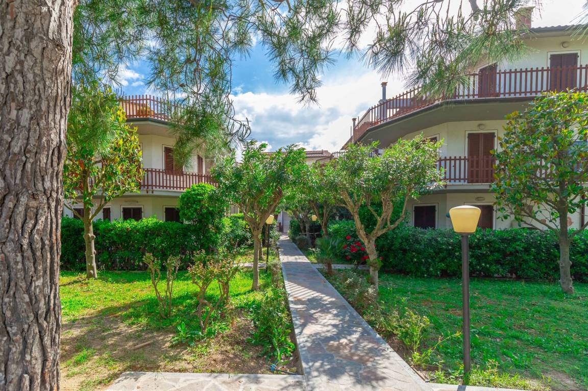 57 M² Apartamento ∙ 2 Habitaciones ∙ 6 Huéspedes - Numana
