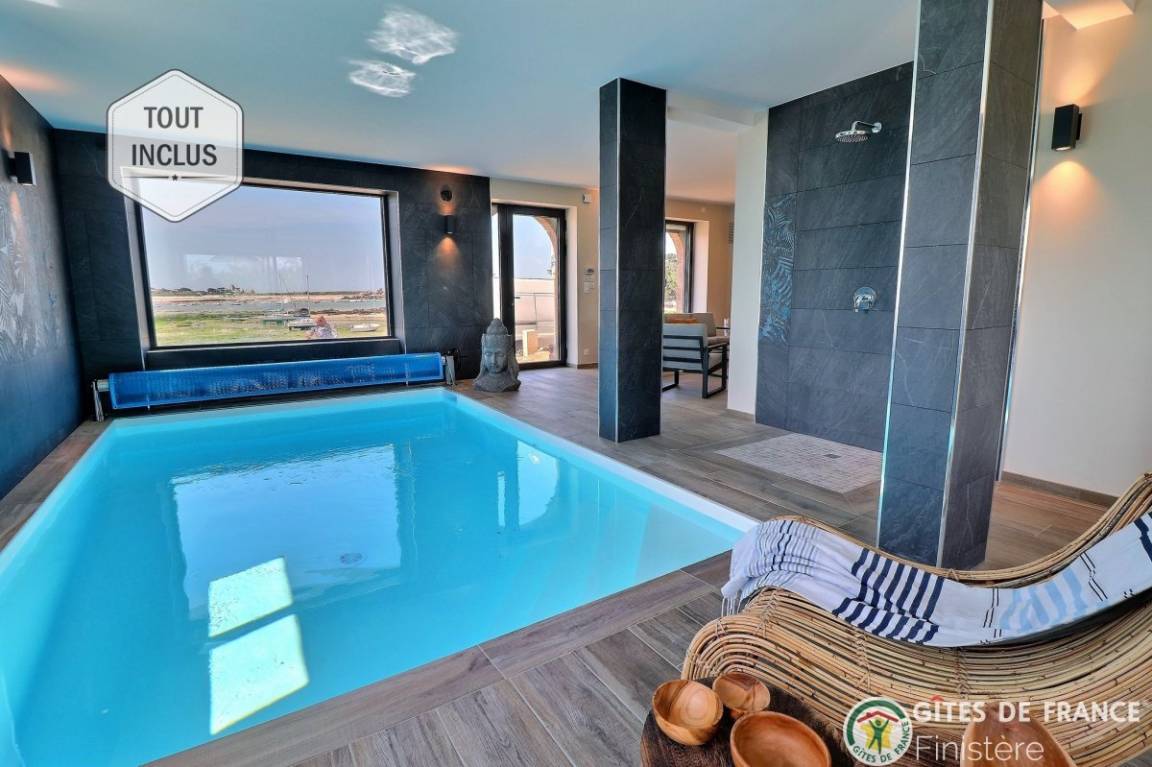 200 M² Gîte ∙ 6 Chambres ∙ 10 Personnes - Finistère