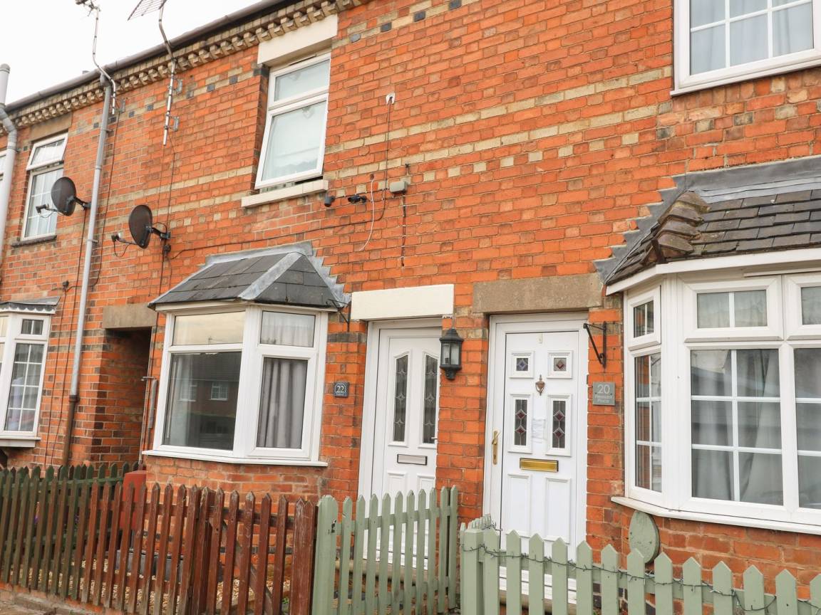 120 M² House ∙ 2 Bedrooms ∙ 4 Guests - Loughborough