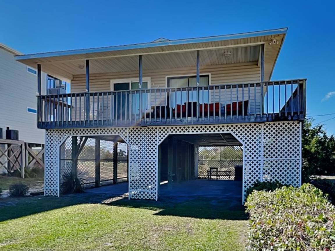 104 M² House ∙ 3 Bedrooms ∙ 6 Guests - Topsail Beach, NC