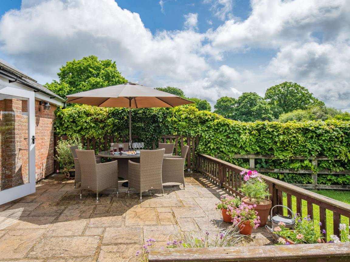 Cottage ∙ 3 Bedrooms ∙ 6 Guests - Wareham