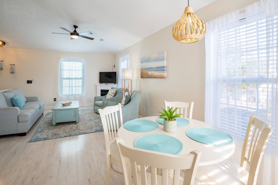 House ∙ 3 Bedrooms ∙ 7 Guests - Carolina Beach, NC