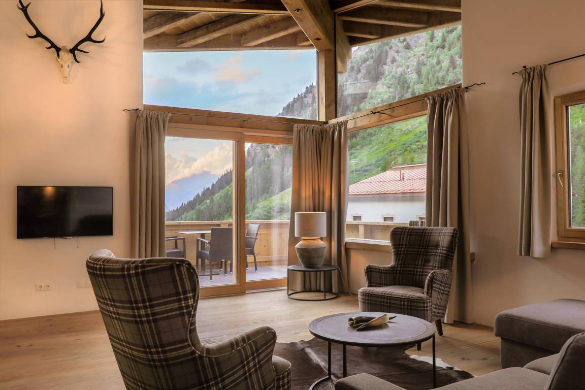 112 M² Apartment ∙ 2 Bedrooms ∙ 6 Guests - Vent