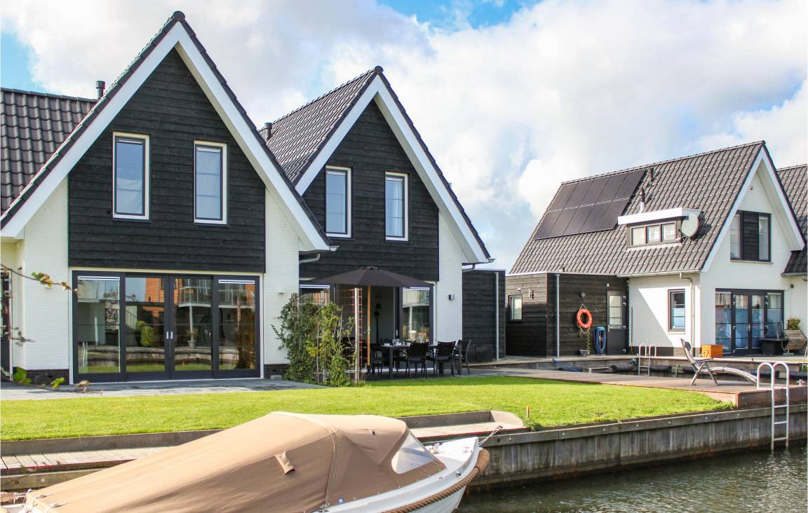102 M² Maison De Vacances ∙ 3 Chambres ∙ 6 Personnes - Stavoren