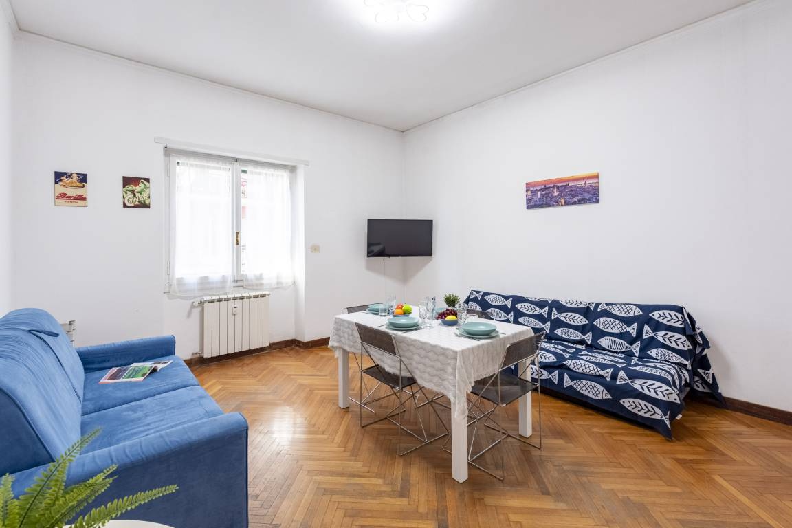123 M² Apartment ∙ 3 Bedrooms ∙ 8 Guests - Genoa
