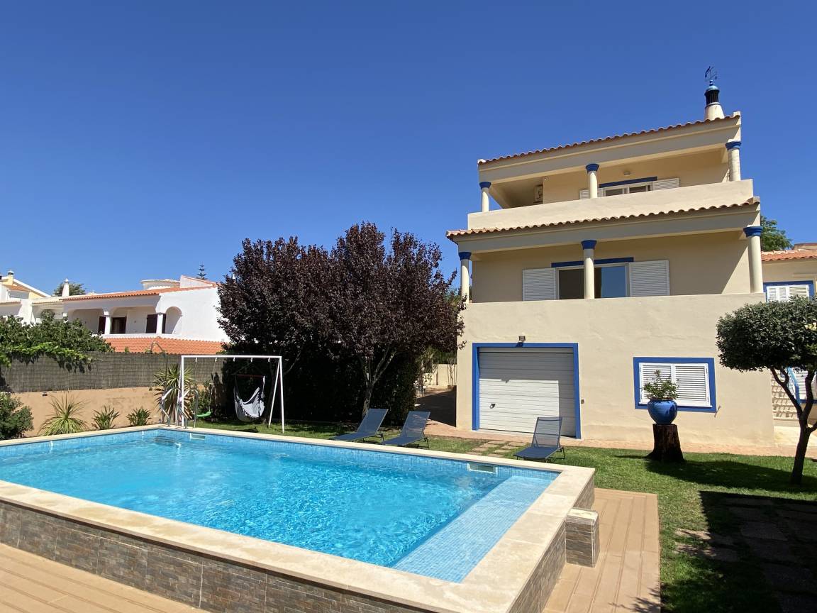 300 M² Villa ∙ 5 Slaapkamers ∙ 10 Gasten - Ferragudo
