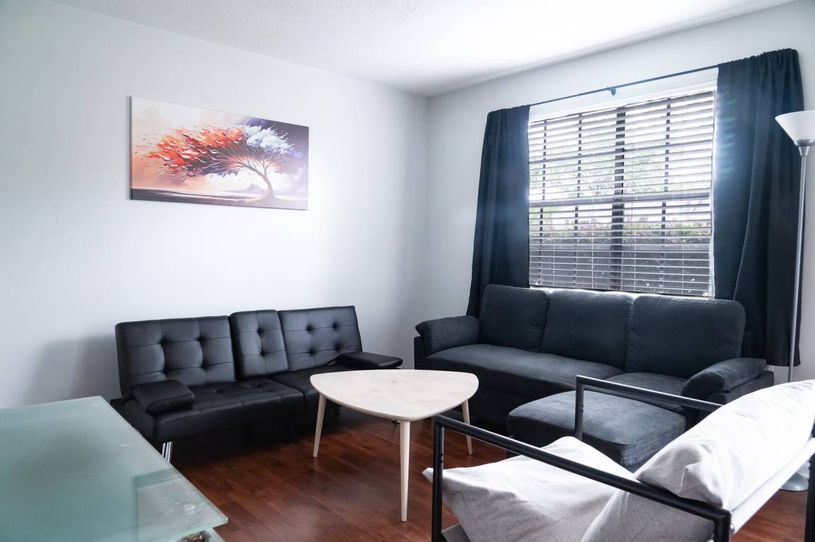 88 M² Apartment ∙ 2 Bedrooms ∙ 4 Guests - Chapel Hill, NC