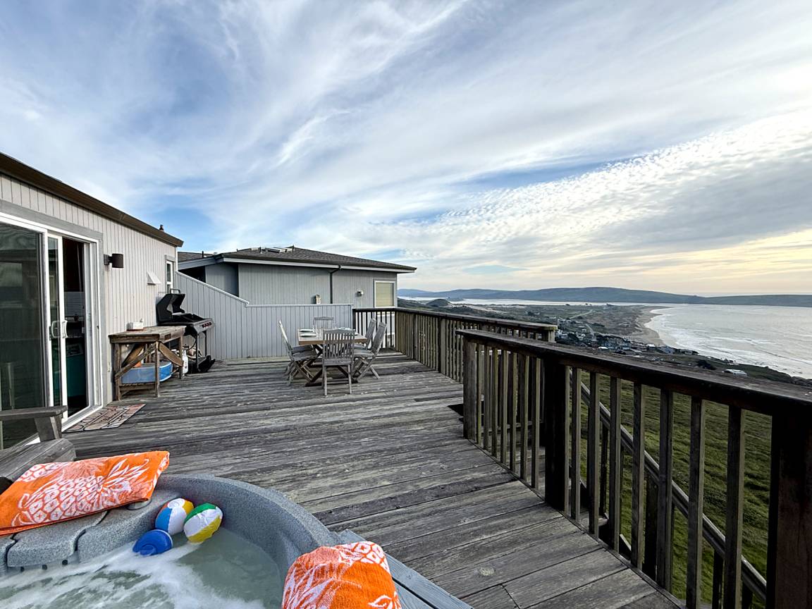 House ∙ 2 Bedrooms ∙ 6 Guests - Dillon Beach, CA