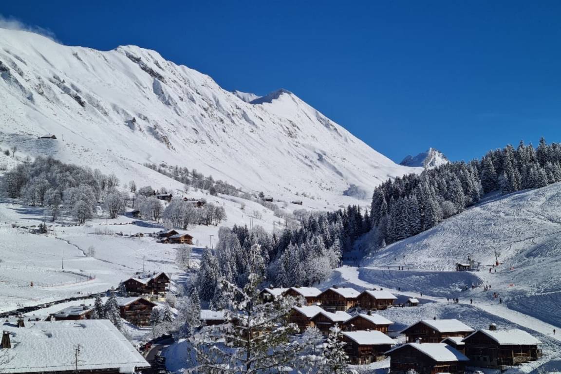 75 M² Appartement ∙ 3 Chambres ∙ 8 Personnes - Bonneville