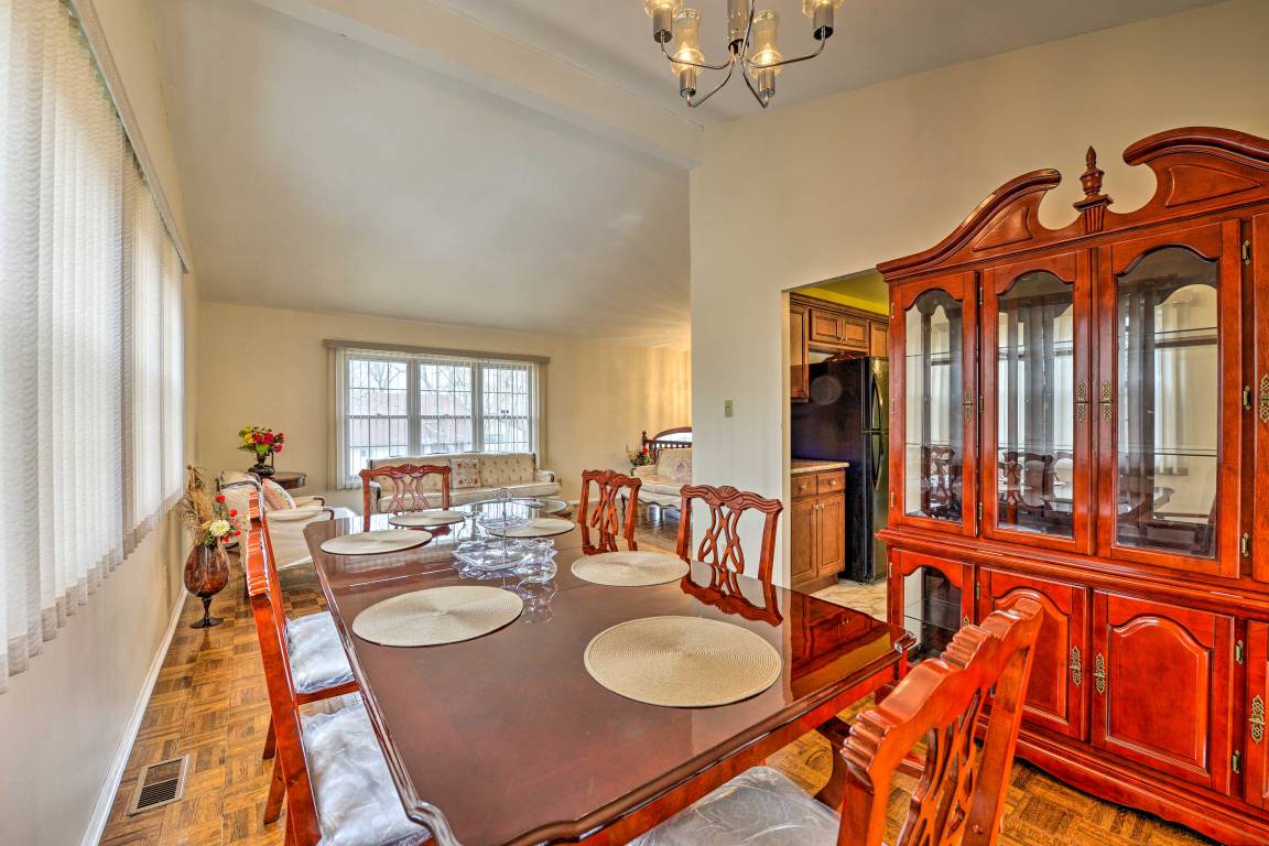 209 M² Ferienhaus ∙ 4 Schlafzimmer ∙ 10 Gäste - Medford, NJ