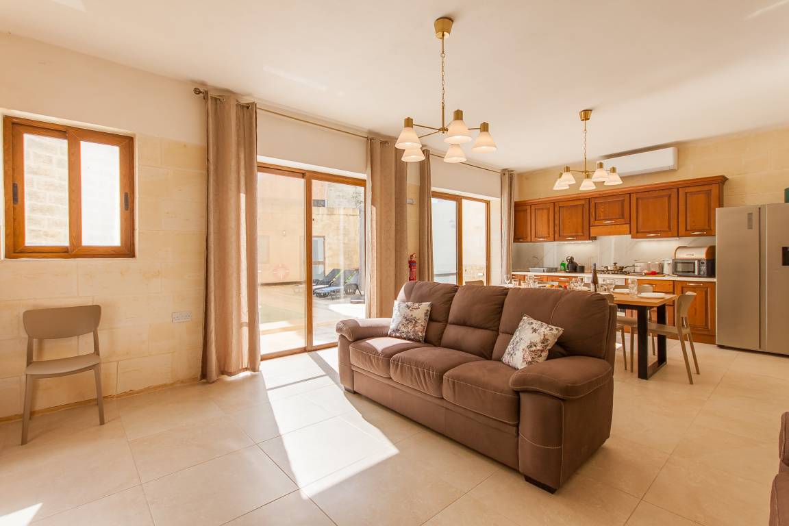 195 M² Ferienhaus ∙ 4 Schlafzimmer ∙ 8 Gäste - Malta