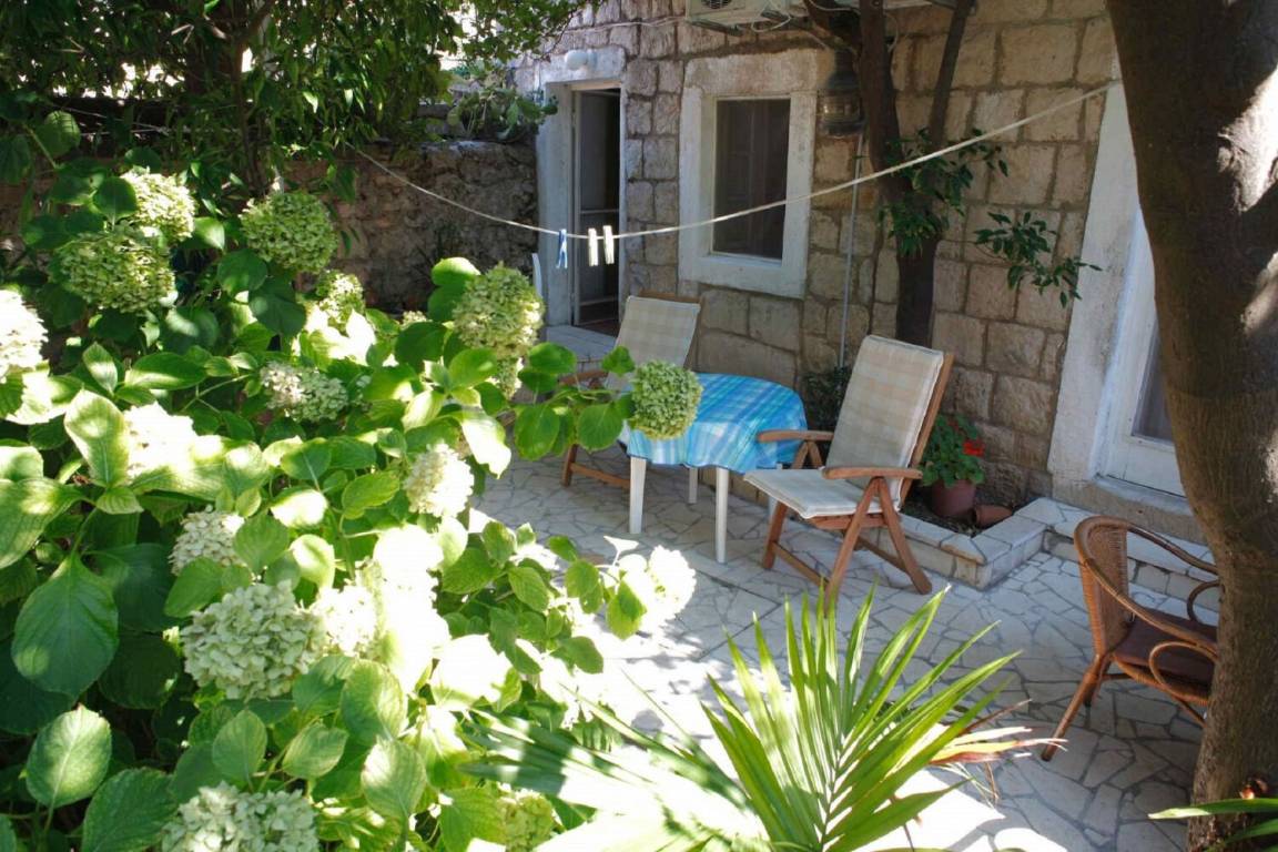 49 M² Apartment ∙ 2 Bedrooms ∙ 5 Guests - Cavtat