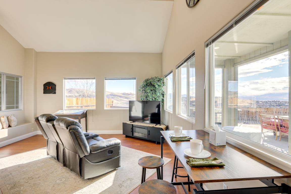 180 M² House ∙ 3 Bedrooms ∙ 8 Guests - Sparks, NV