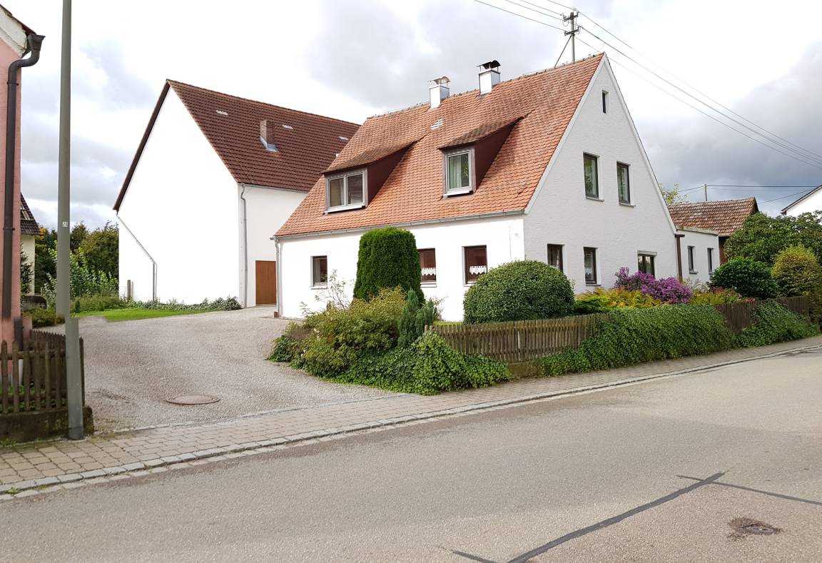 House ∙ 3 Bedrooms ∙ 5 Guests - Donauworth