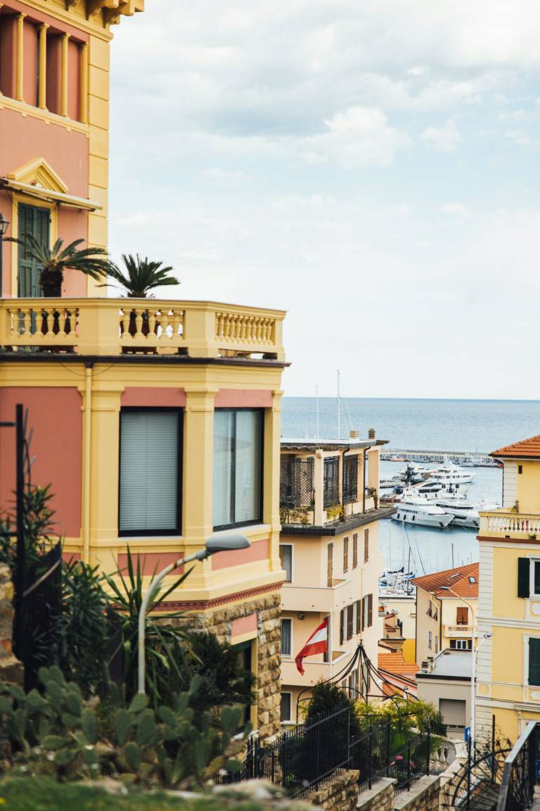 55 M² Apartment ∙ 1 Bedroom ∙ 4 Guests - Sanremo