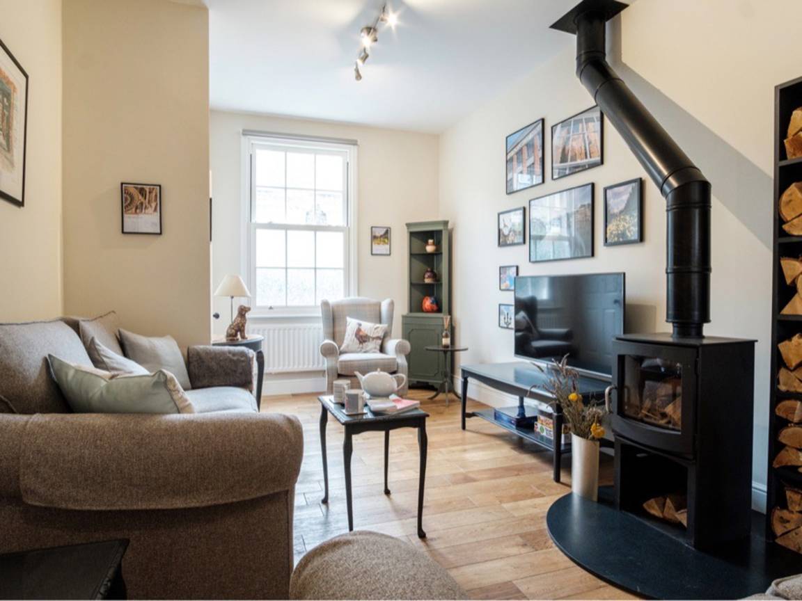 Cottage ∙ 3 Bedrooms ∙ 5 Guests - York