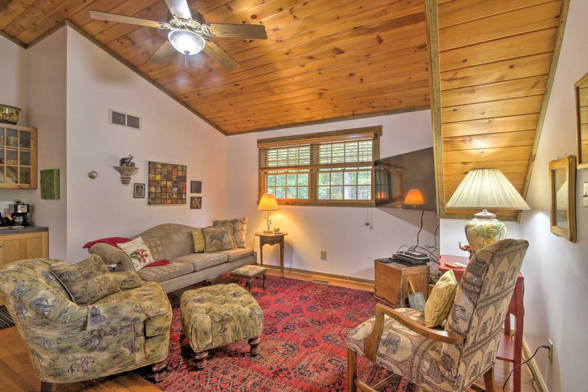 65 M² House ∙ 1 Bedroom ∙ 2 Guests - Berkeley Springs, WV