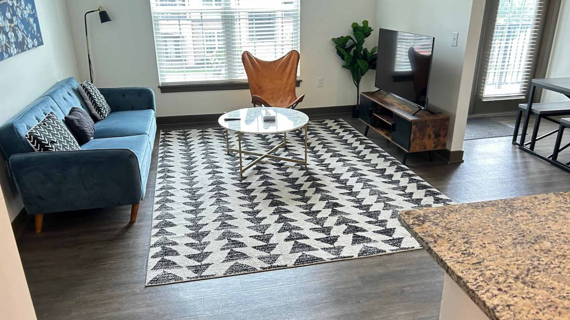 Apartment ∙ 1 Bedroom ∙ 3 Guests - Louisville, KY
