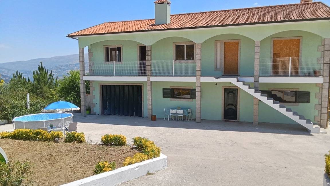 70 M² Casa ∙ 3 Habitaciones ∙ 5 Huéspedes - Cinfães