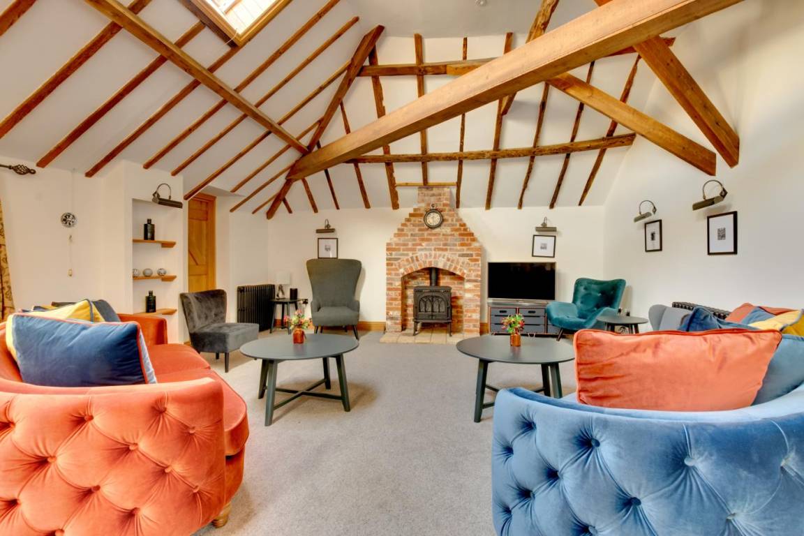 Cottage ∙ 4 Bedrooms ∙ 8 Guests - Walberswick