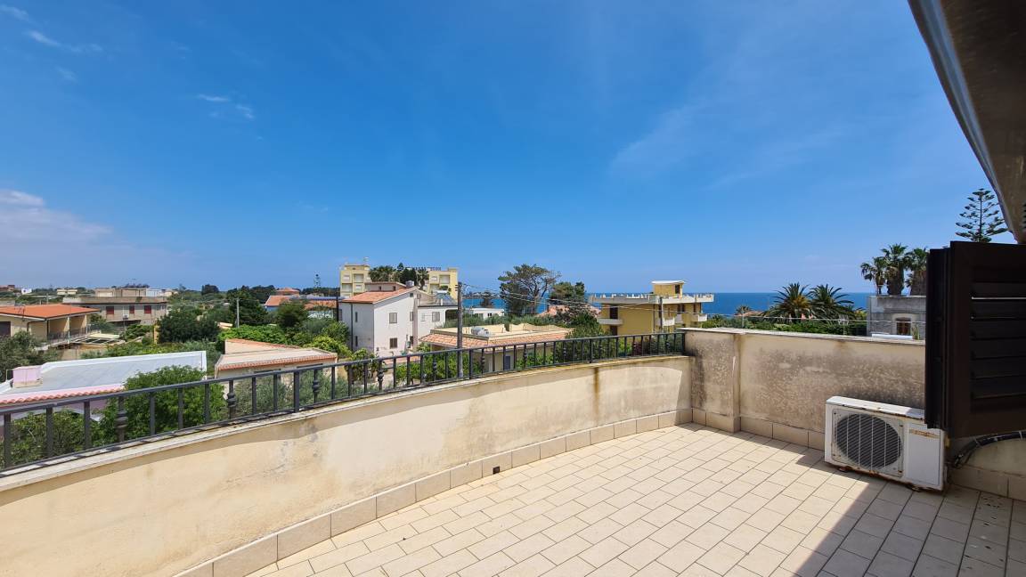 Villa ∙ 2 Schlafzimmer ∙ 5 Gäste - Noto