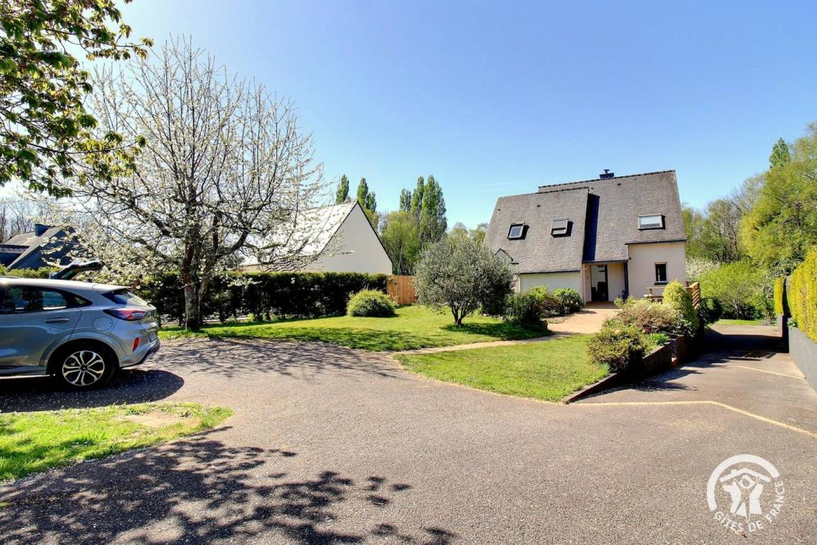 135 M² Gîte ∙ 3 Chambres ∙ 6 Personnes - Kervignac