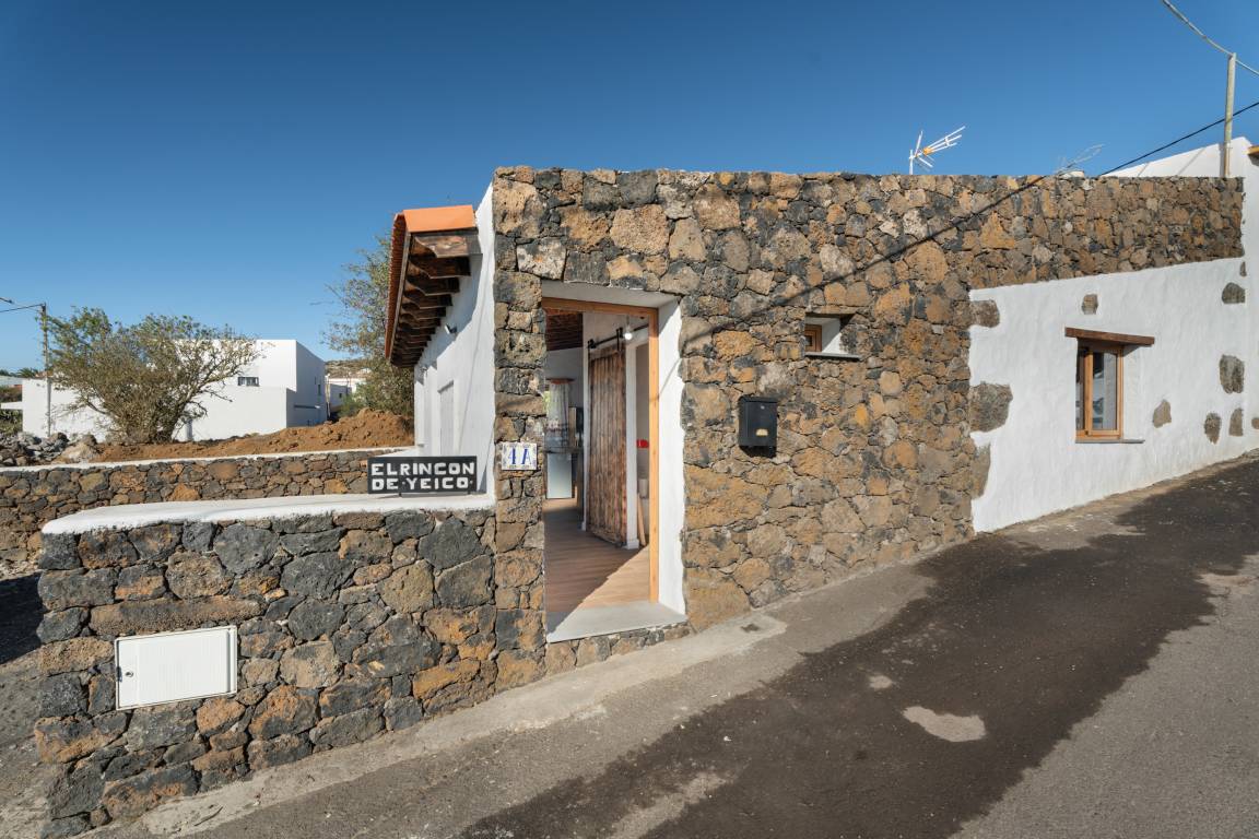 72 M² House ∙ 1 Bedroom ∙ 3 Guests - Hierro