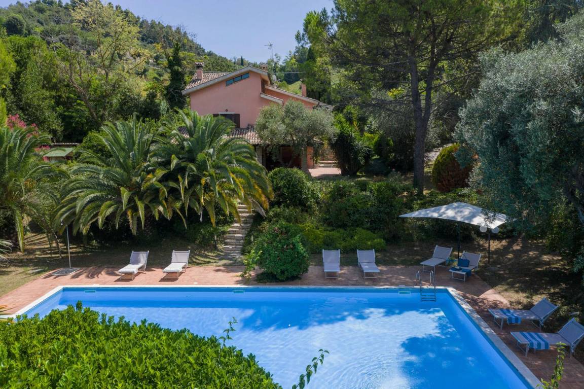 282 M² Villa ∙ 4 Habitaciones ∙ 11 Huéspedes - Castelfidardo