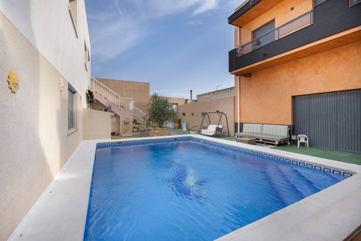 170 M² Casa ∙ 4 Habitaciones ∙ 11 Huéspedes - Amposta