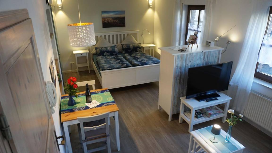 38 M² Appartement ∙ 1 Chambre ∙ 2 Personnes - Unkel