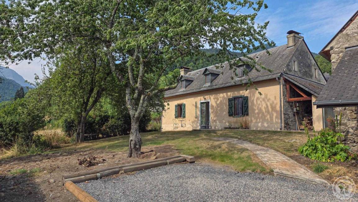 120 M² Mökki ∙ 2 Makuuhuonetta ∙ 5 Vierasta - Bagnères-de-Bigorre