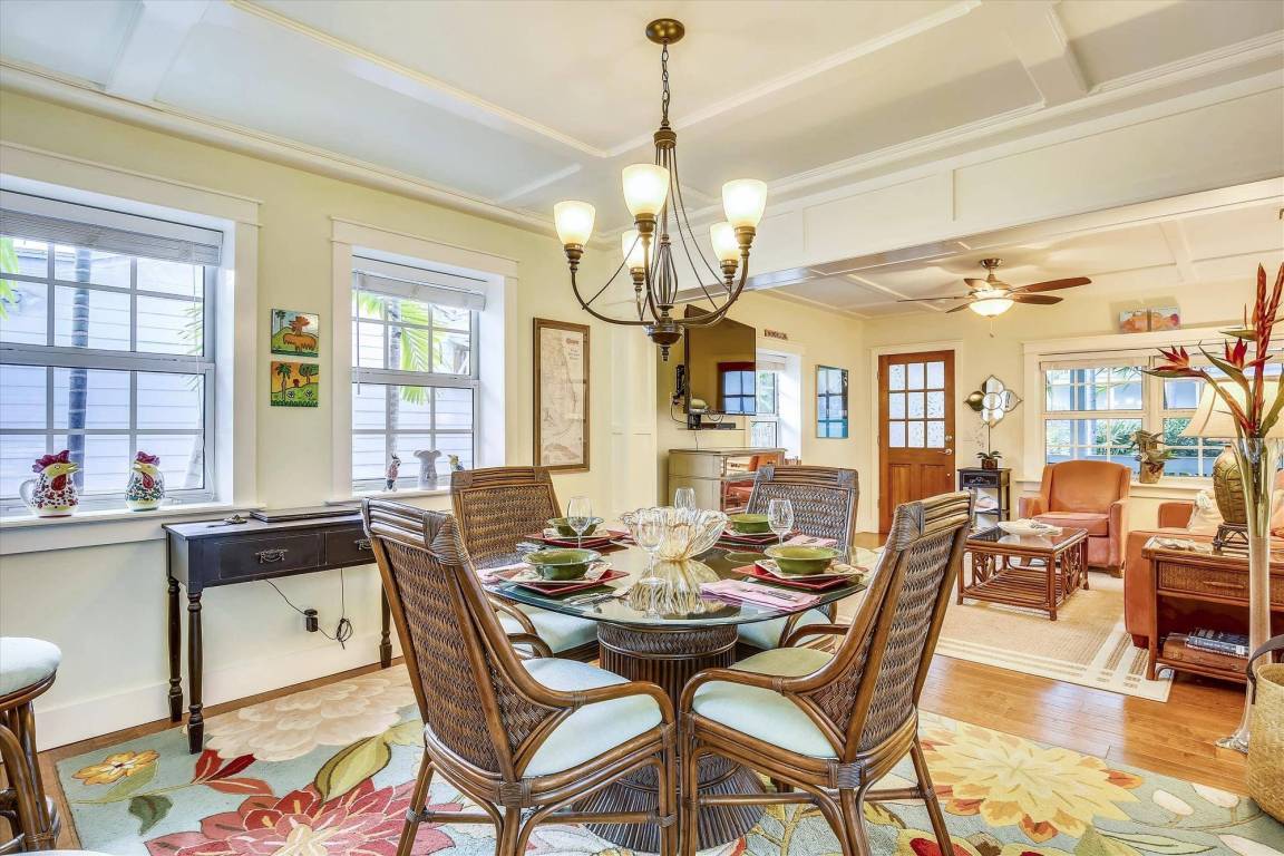 86 M² House ∙ 2 Bedrooms ∙ 4 Guests - Key West, FL