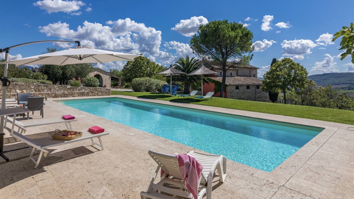 240 M² Villa ∙ 6 Camere Da Letto ∙ 12 Ospiti - Todi