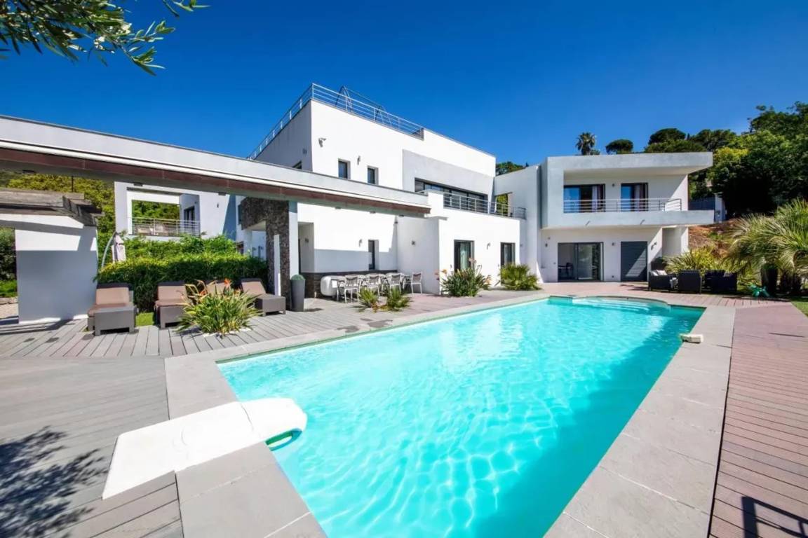 400 M² Villa ∙ 9 Schlafzimmer ∙ 20 Gäste - Cavalaire-sur-Mer