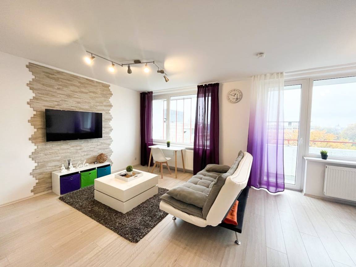 39 M² Apartment ∙ 2 Guests - Frankfurt