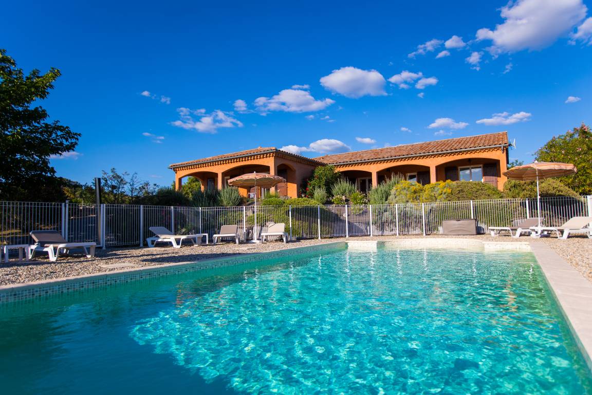 148 M² Villa Vacanza ∙ 4 Camere Da Letto ∙ 10 Ospiti - Ardèche