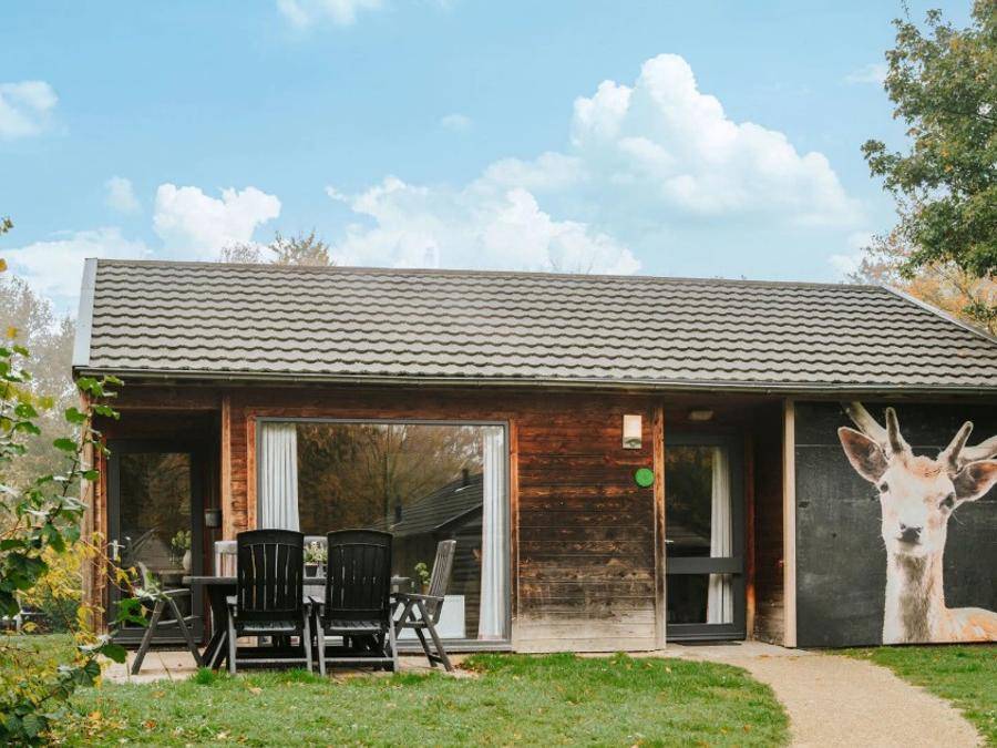 70 M² Bungalow ∙ 3 Slaapkamers ∙ 6 Gasten - 's-Hertogenbosch