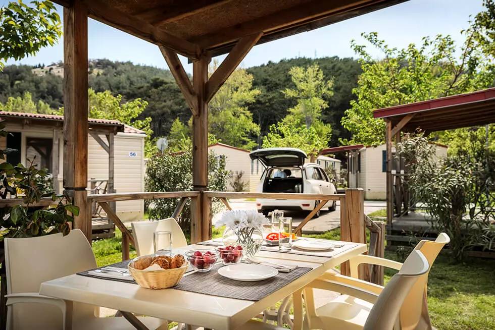 30 M² Mobilheim ∙ 2 Schlafzimmer ∙ 4 Gäste - Lopar