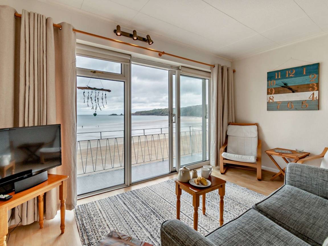 Cottage ∙ 1 Bedroom ∙ 4 Guests - Tenby