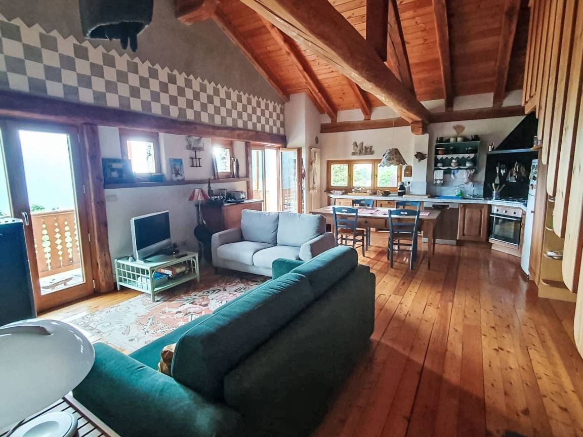 70 M² Ferienwohnung ∙ 2 Schlafzimmer ∙ 4 Gäste - Aostatal