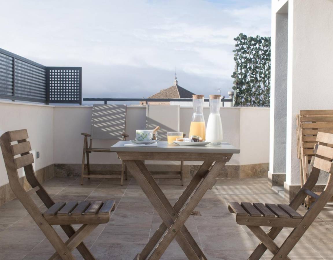 200 M² Casa ∙ 9 Habitaciones ∙ 19 Huéspedes - Madridejos