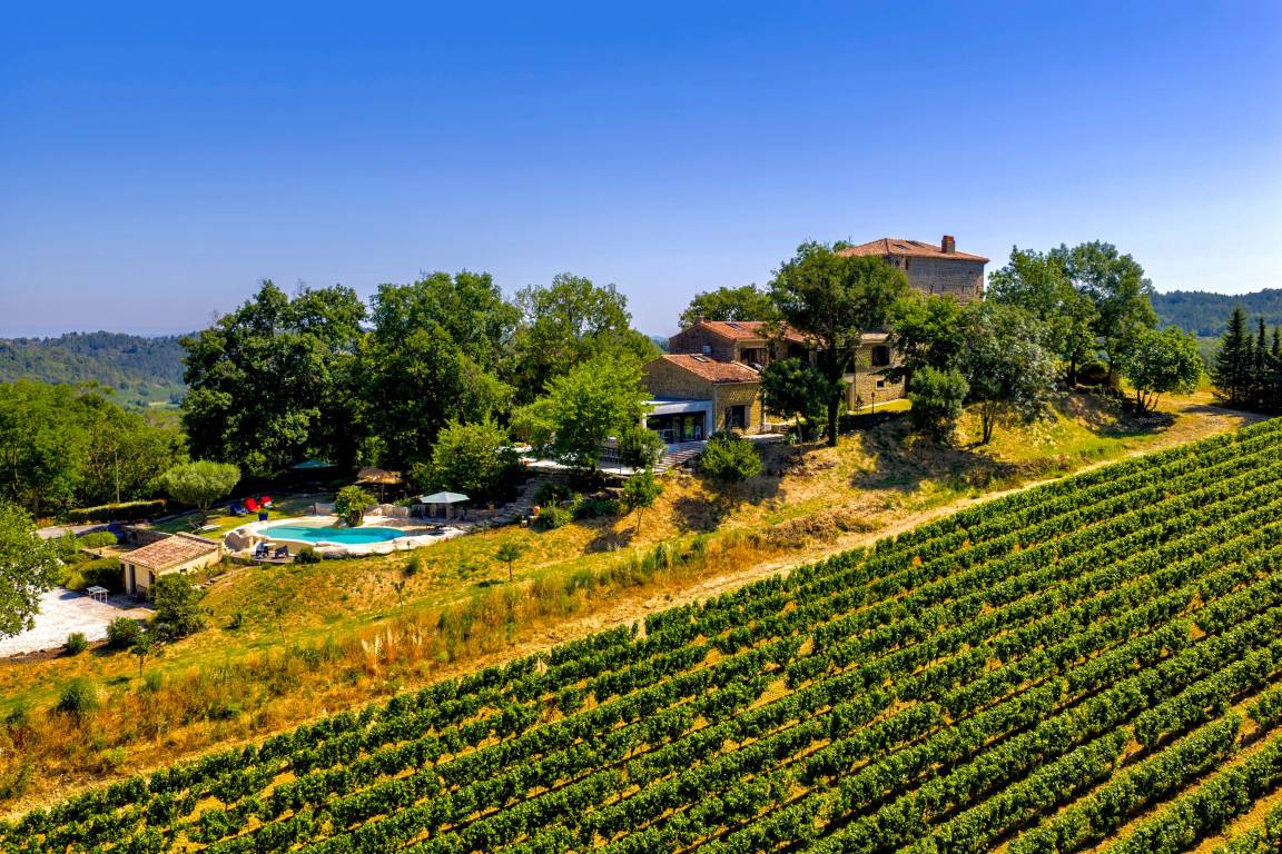 600 M² Appartement ∙ 7 Chambres ∙ 15 Personnes - Limoux