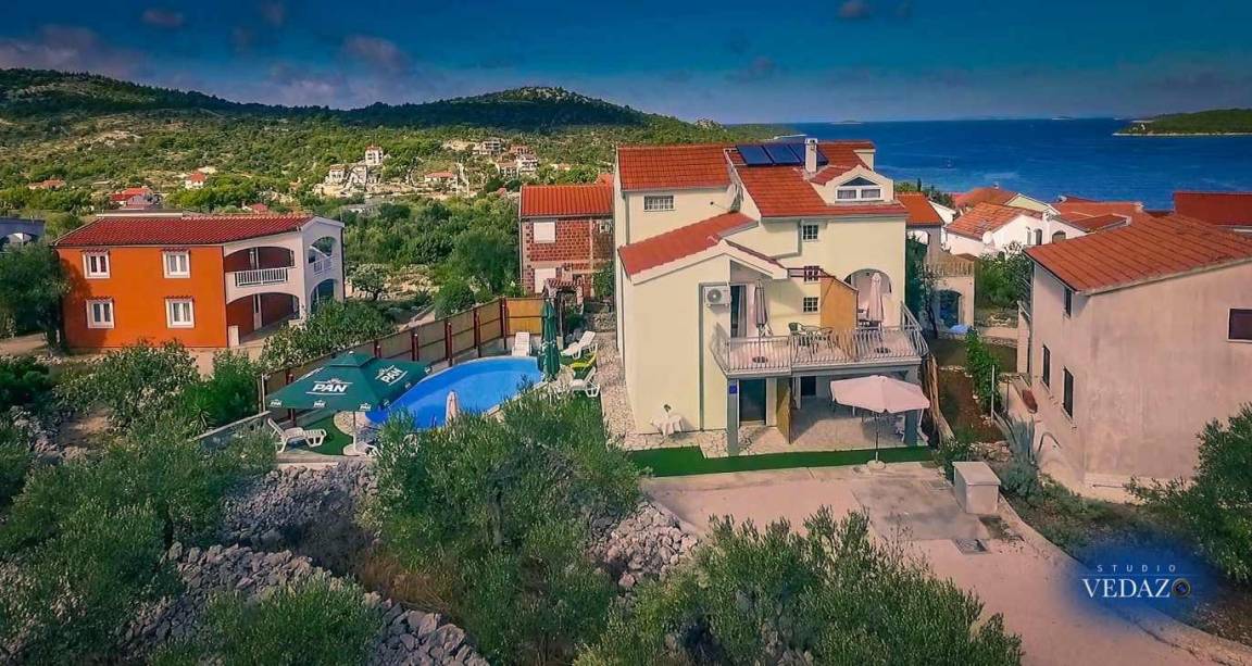 50 M² Apartment ∙ 2 Bedrooms ∙ 6 Guests - Primošten